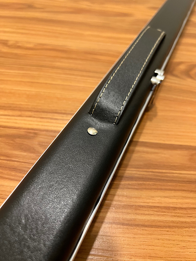 Slimline case (for 1 cue only) – Cueist147